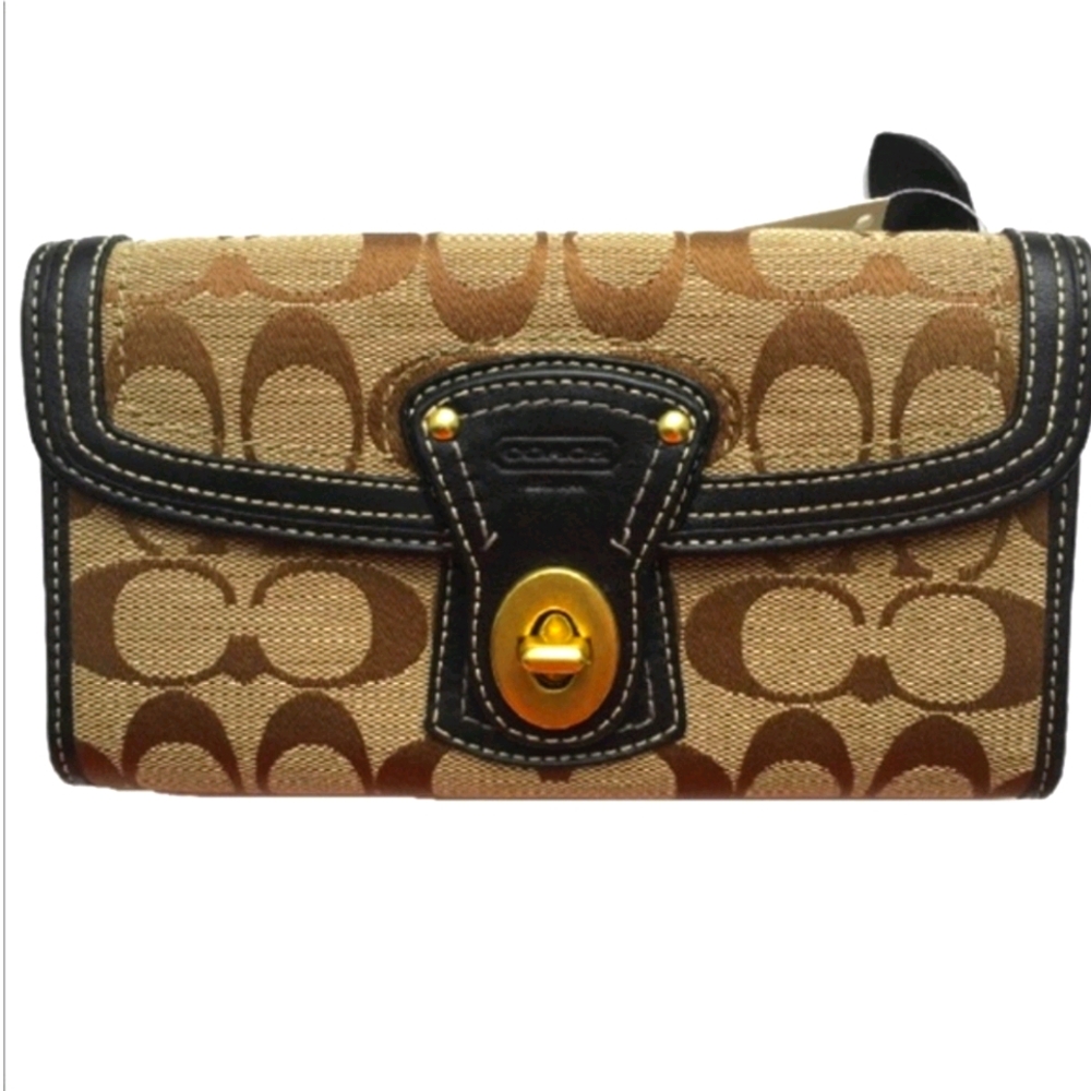 Coach Classic Trifold Wallet In Signature Canvas - Gem